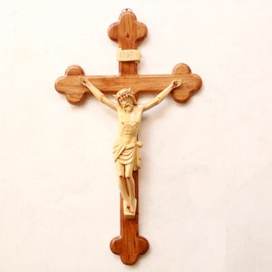 Holy Cross Statue Wooden Crucifix Jesus Statue Wall Hanging Sculpture ...