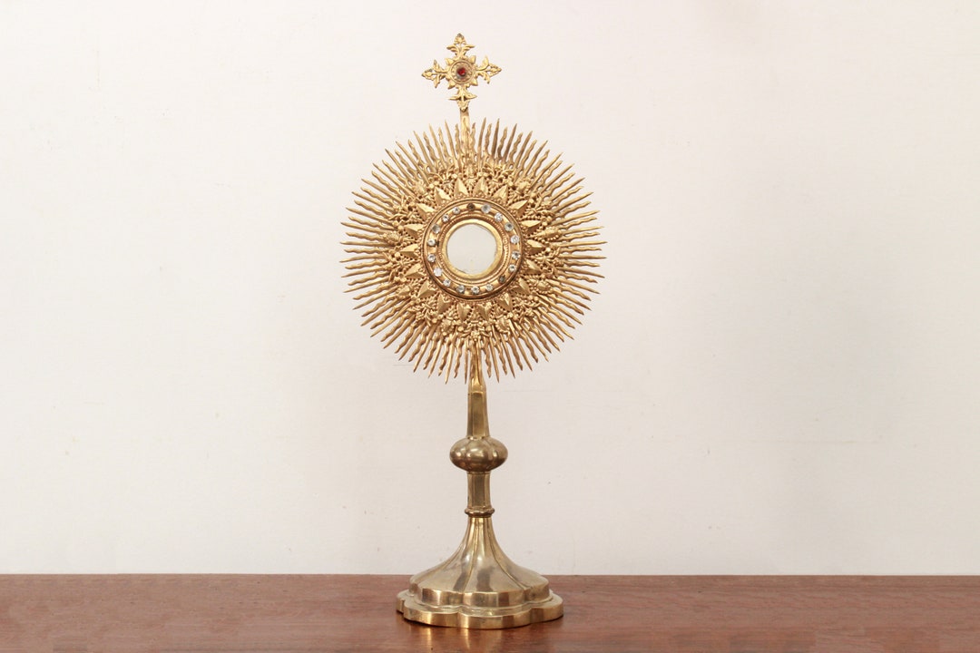 Vintage Monstrance With Luna Antique Christian Home Alatar Chruch ...