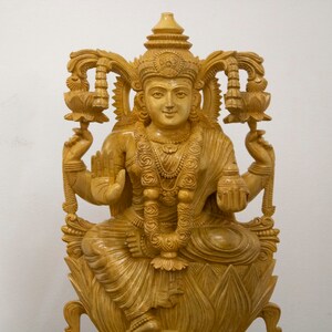 Lakshmi Statue Wooden Sculpture Hindu Goddess of Wealth Lekshmi Devi ...