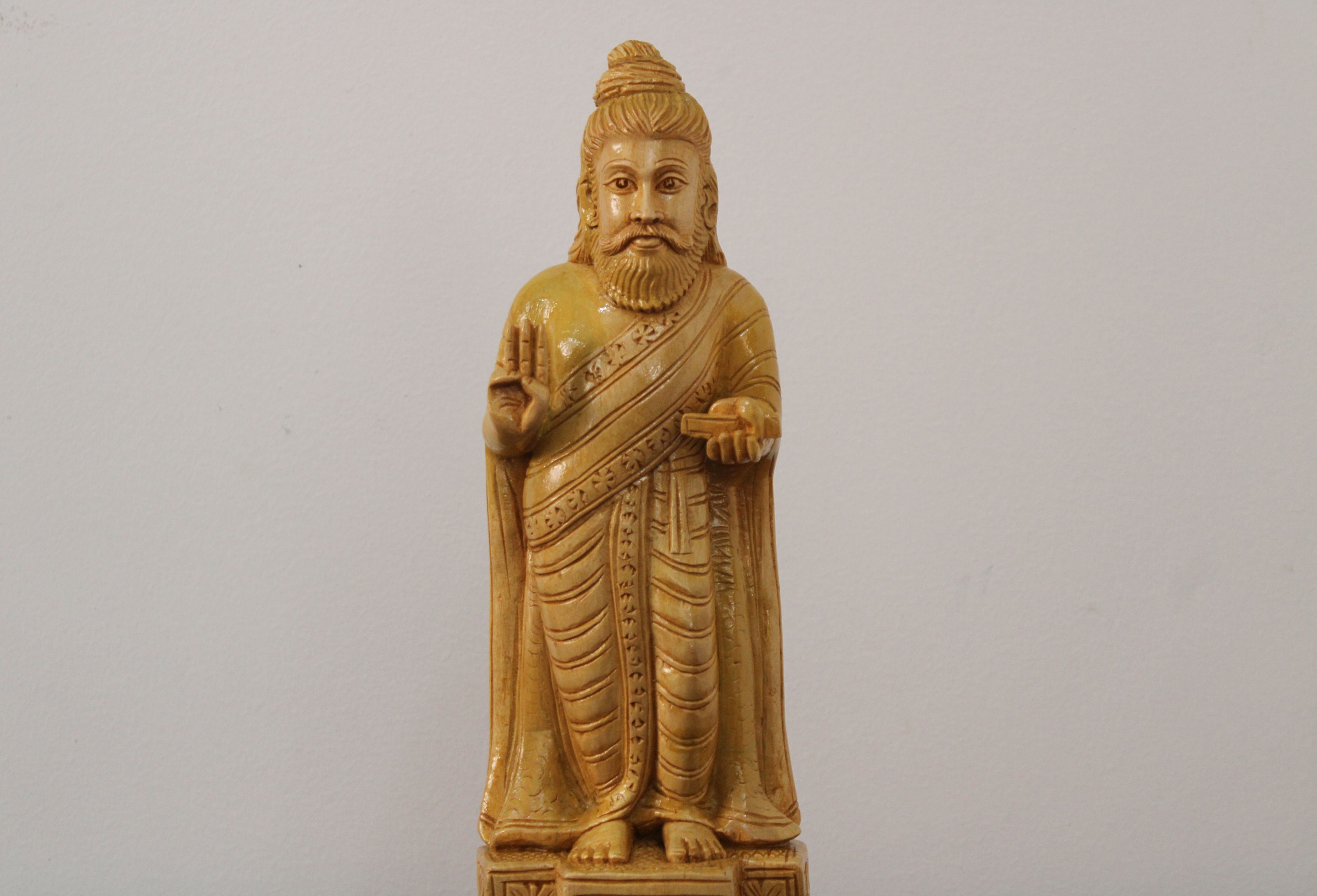 Thiruvalluvar Statue Wooden Valluvar Sculpture Author of the - Etsy