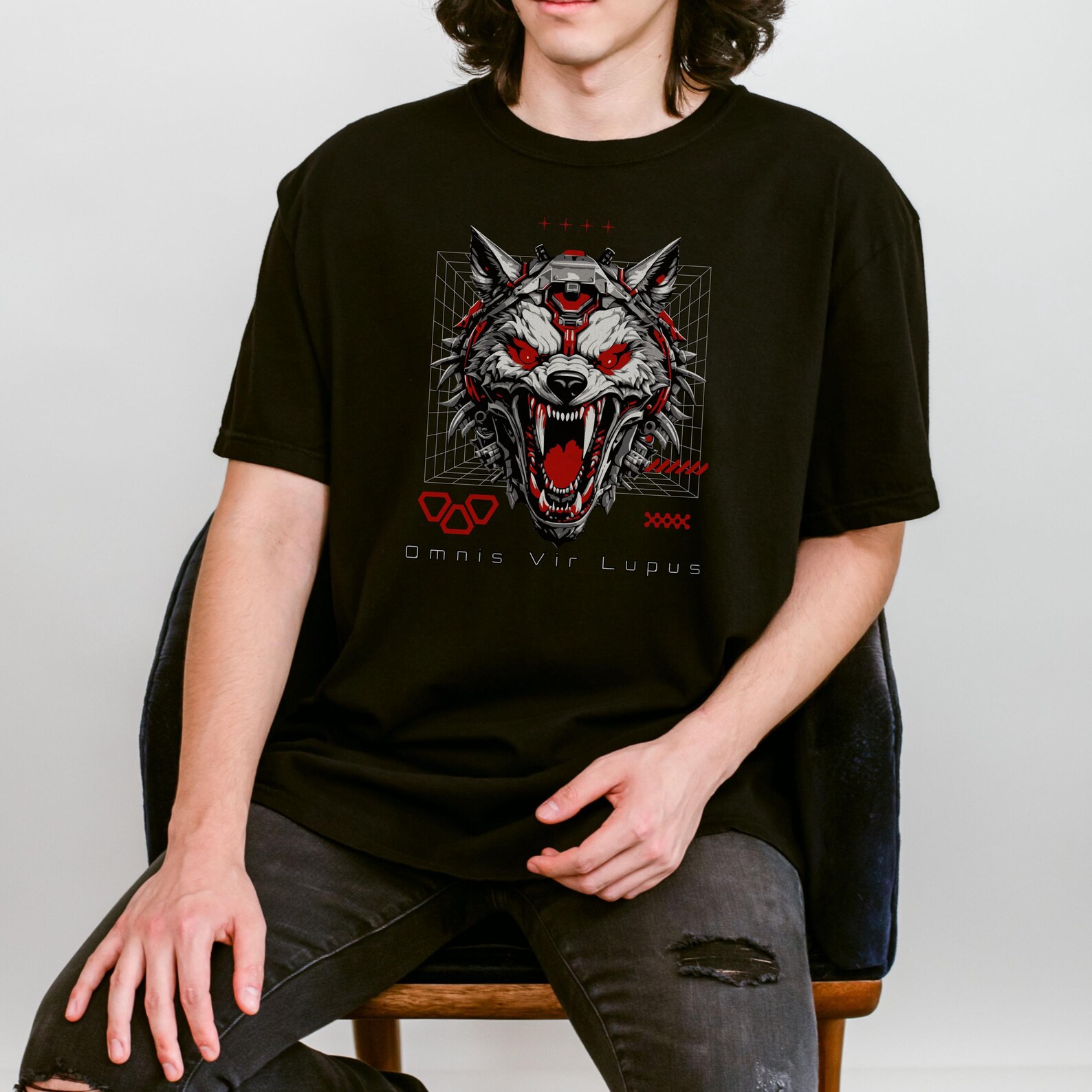 Red Rising Inspired Tee | Omnis Vir Lupus | Sci-fi Wolf Shirt | Perfect ...