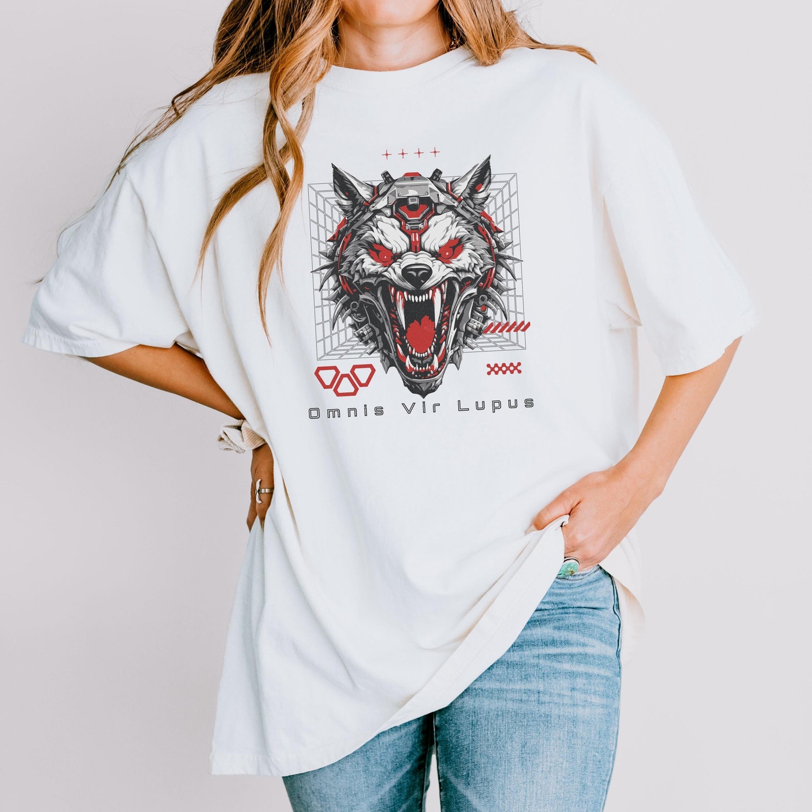 Red Rising Inspired Tee | Omnis Vir Lupus | Sci-fi Wolf Shirt | Perfect ...