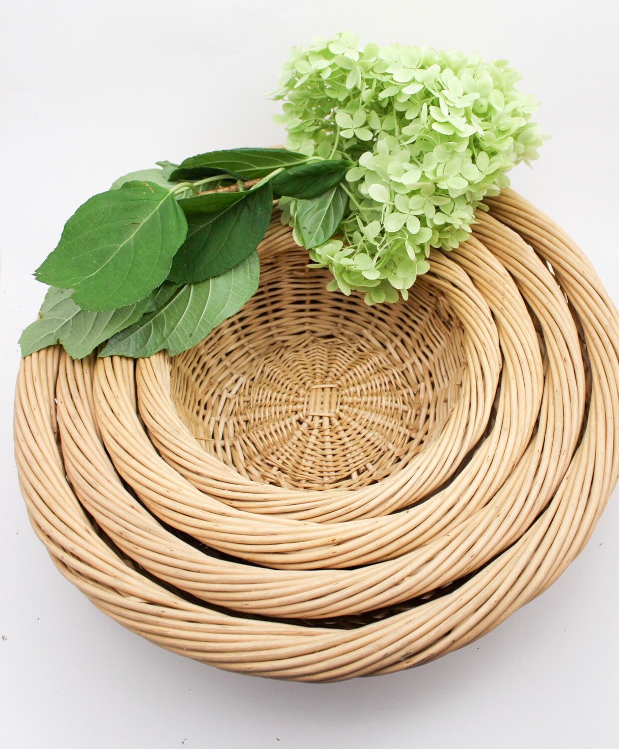 Set of 4 Round Wicker Nesting Baskets. | Etsy