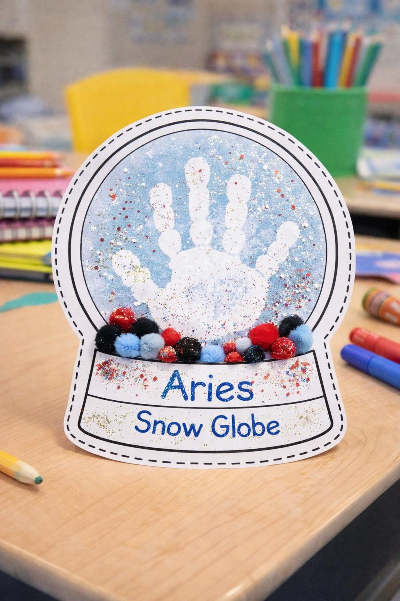 Snow Globe Handprint Craft – Winter Classroom Activity - Etsy Canada