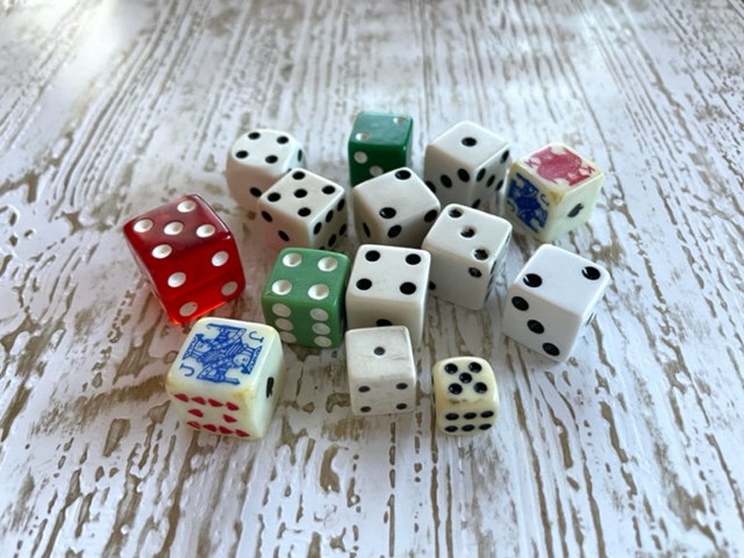 Vintage Dice Lot 14 Vintage Game Dice Mixed Media Supplies - Etsy