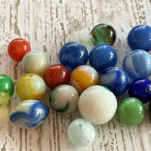 Vintage Glass Marbles 22 Multi Colored Marbles Vintage Toys - Etsy