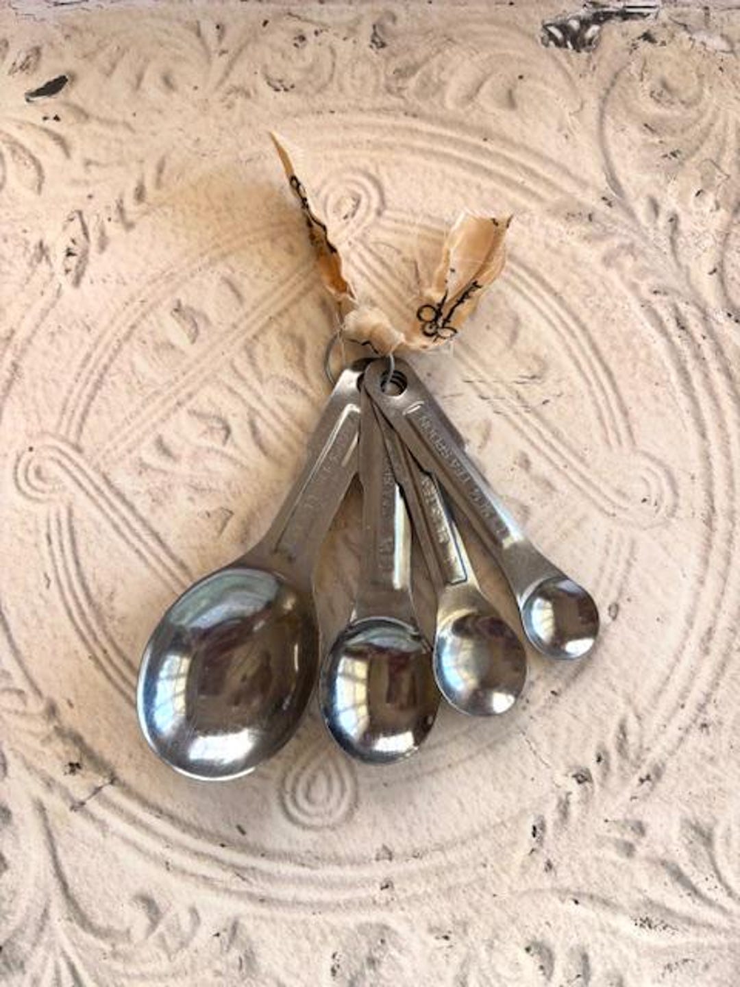 Vintage Measuring Spoons - Vintage Kitchen Tools - Retro Kitchen Decor ...