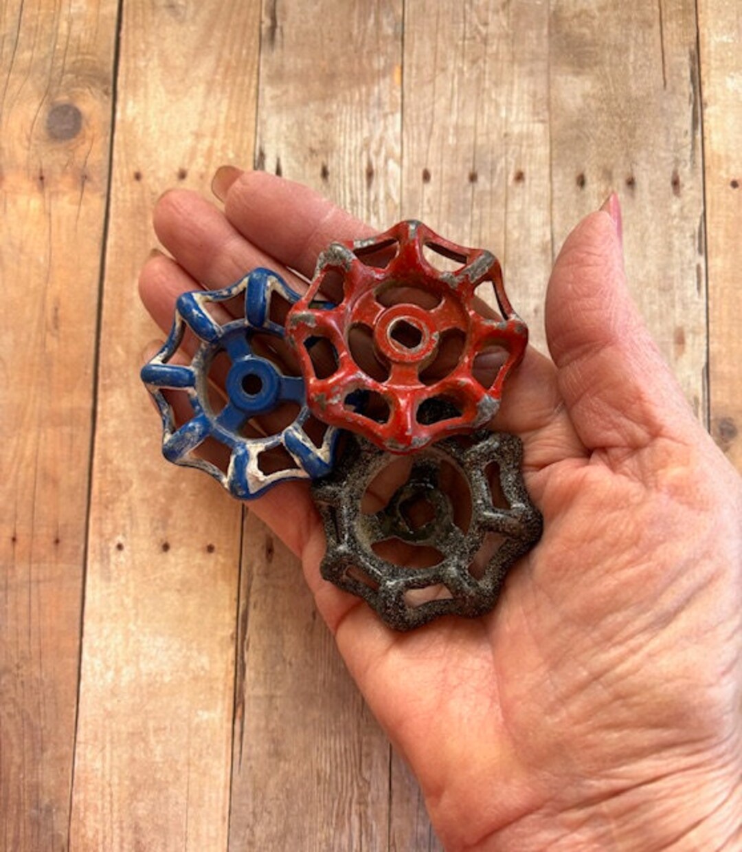 Vintage Faucet Spigots 3 Old Garden Faucet Handles Vintage Garden Decor ...