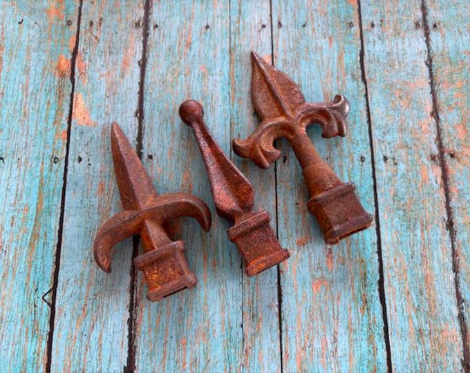 Vintage Yard Finials - (3) Cast Iron Finials - Vintage Garden Decor - Etsy