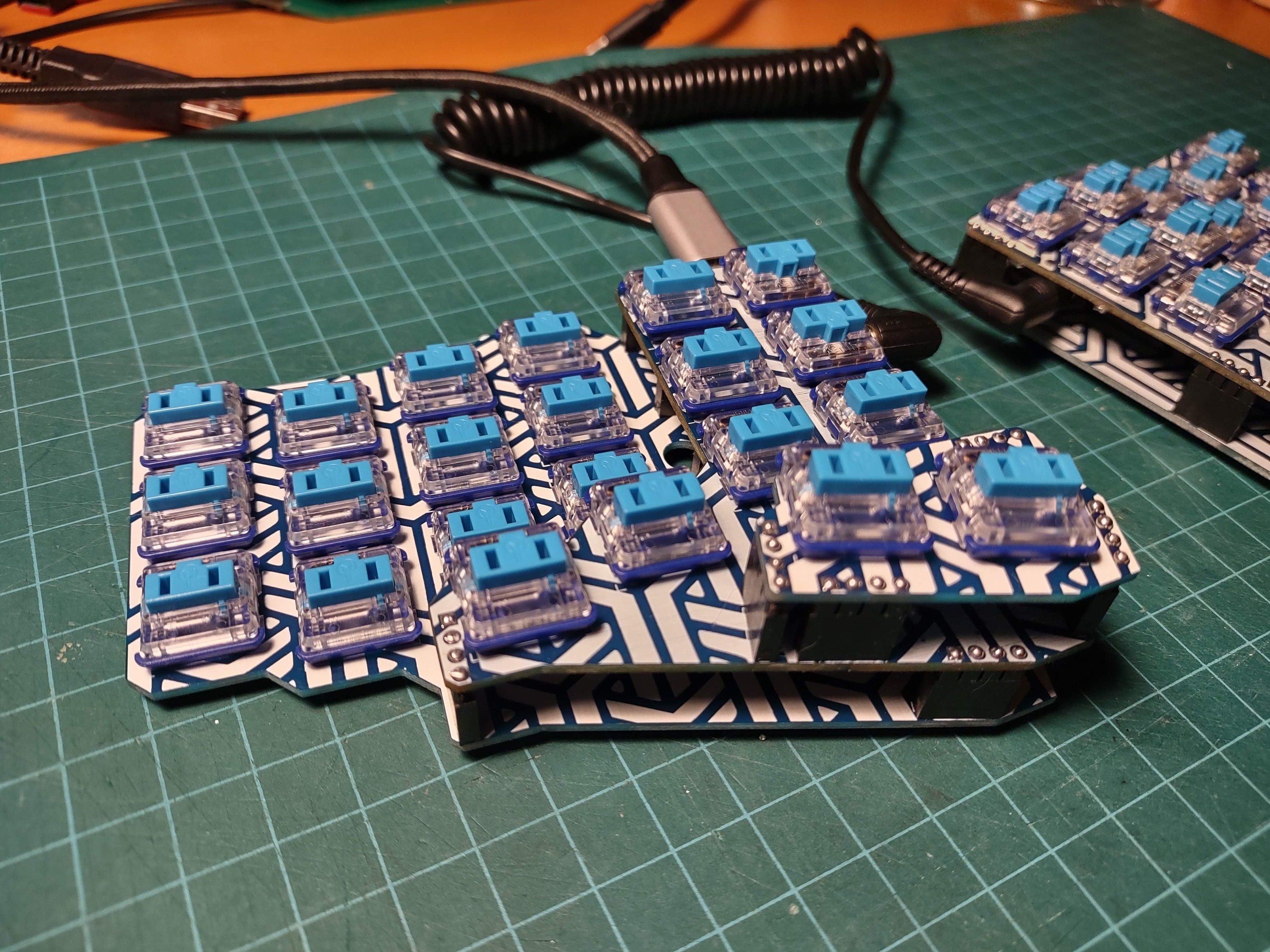 Thumbsup V3 Ergonomic Mechanical Low Profile Split Keyboard - Etsy