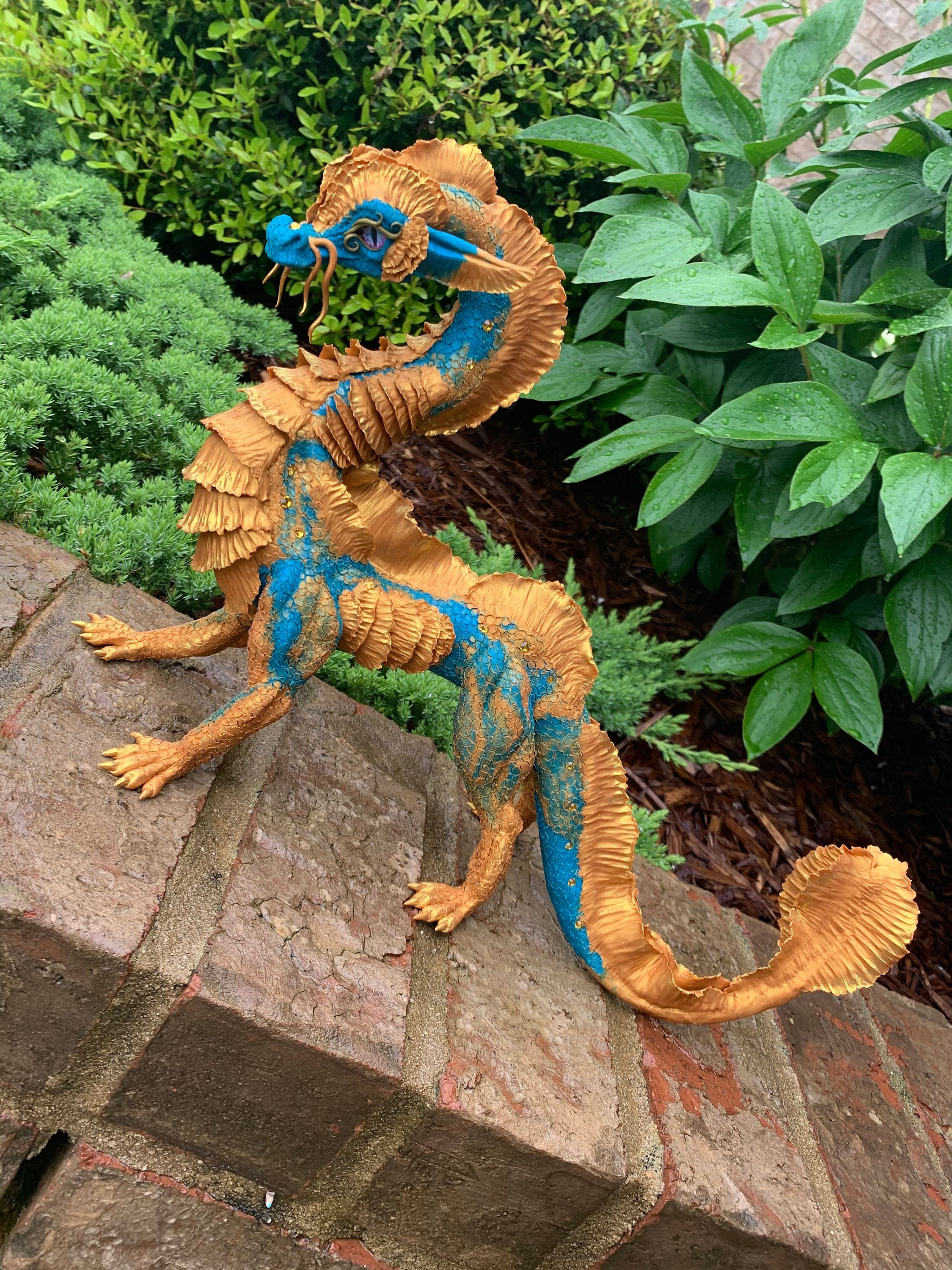 Sculpture Art & Collectibles Figurines Chiharu Sea Dragon Handmade ...