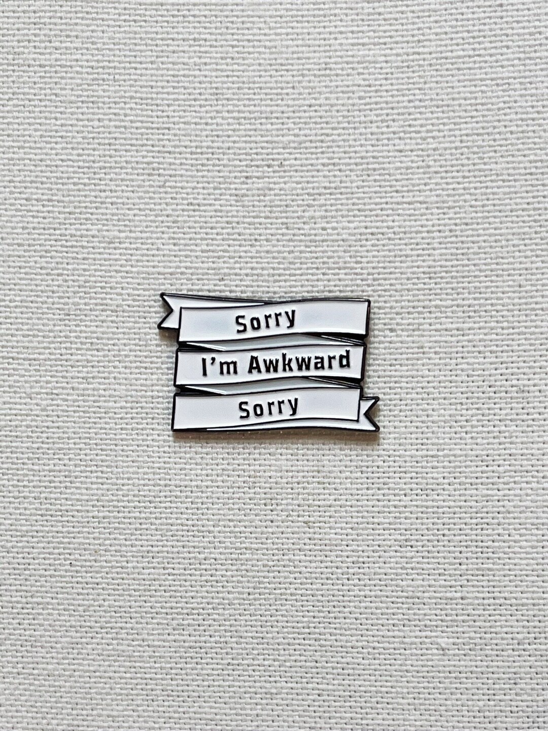 Sorry I'm Awkward Sorry Metall Emaille Pin Anstecker Abzeichen Spruch ...