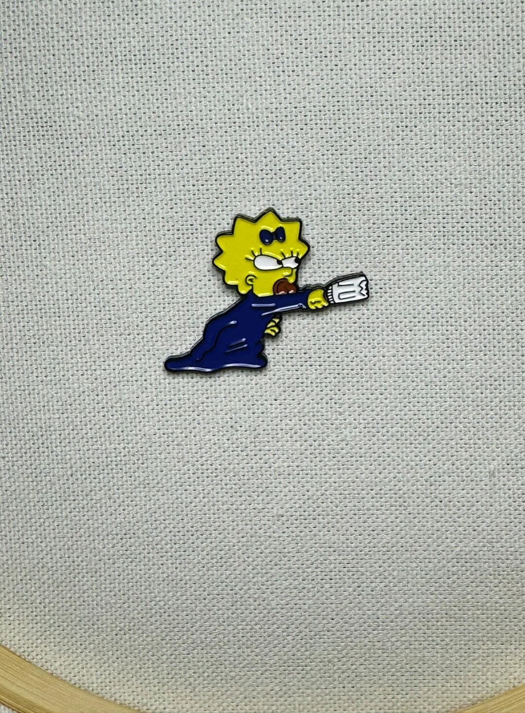 Maggie Simpson Broken Baby Bottle Die Simpsons Metall Emaille Pin ...