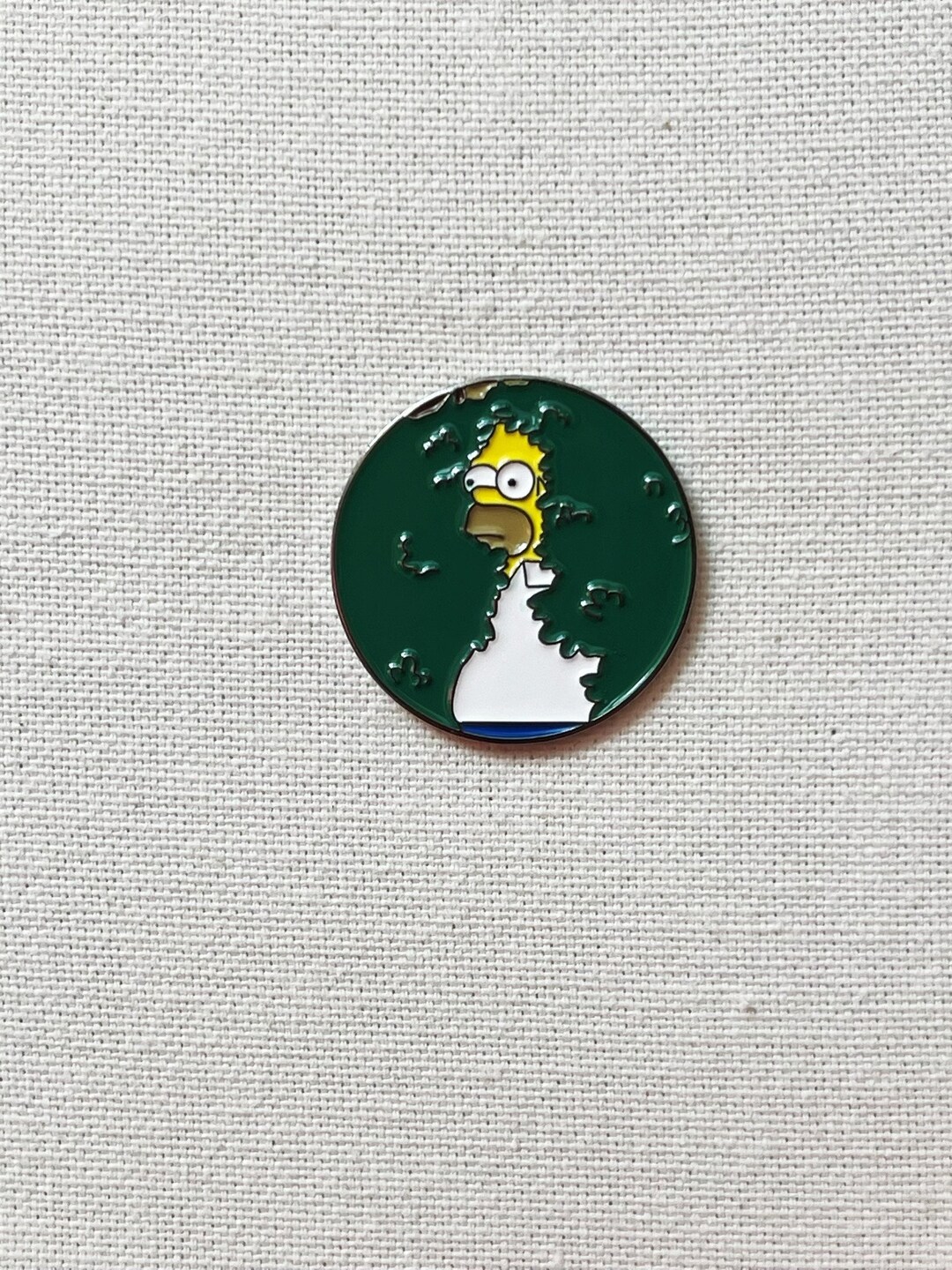 Homer Simpson Disappears Into Bushes Die Simpsons Metall Emaille Pin ...