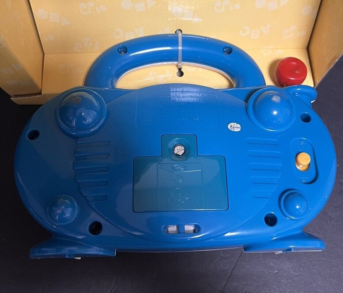 Preowned Vtech Little Smart Groovy Tunes Radio Lights Music Numbers ...