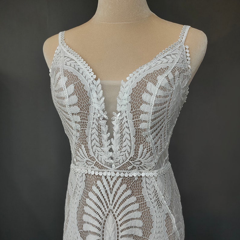 Spaghetti Straps Sleeveless V-neck Open Back Sweep Train Lace - Etsy