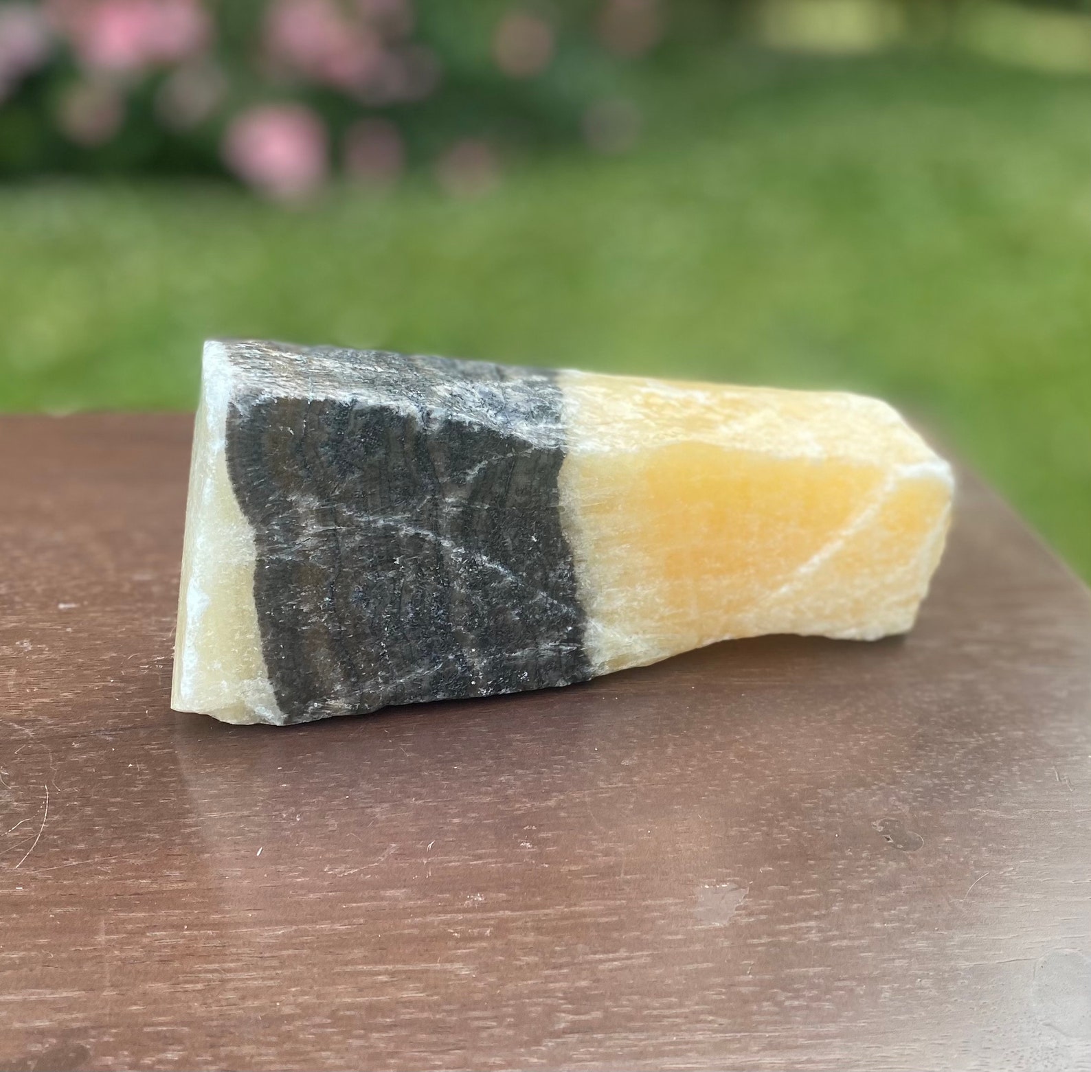 Banded Yellow Calcite with Black Onyx/Motivation/1.72 KG/6.8 | Etsy