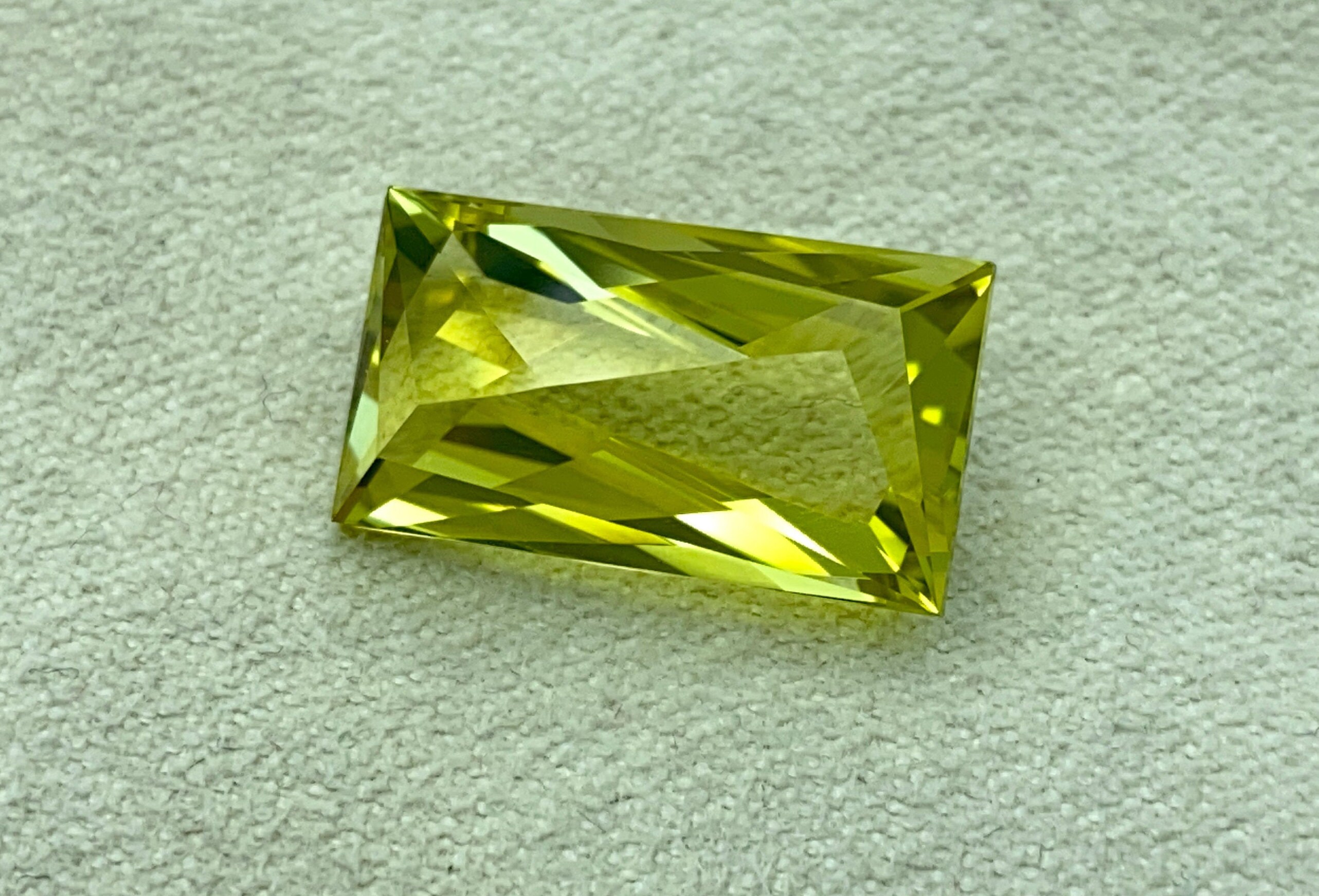11.01 Cts Magnificent Oro Verde Quartz, Beautiful Yellow Green Color ...