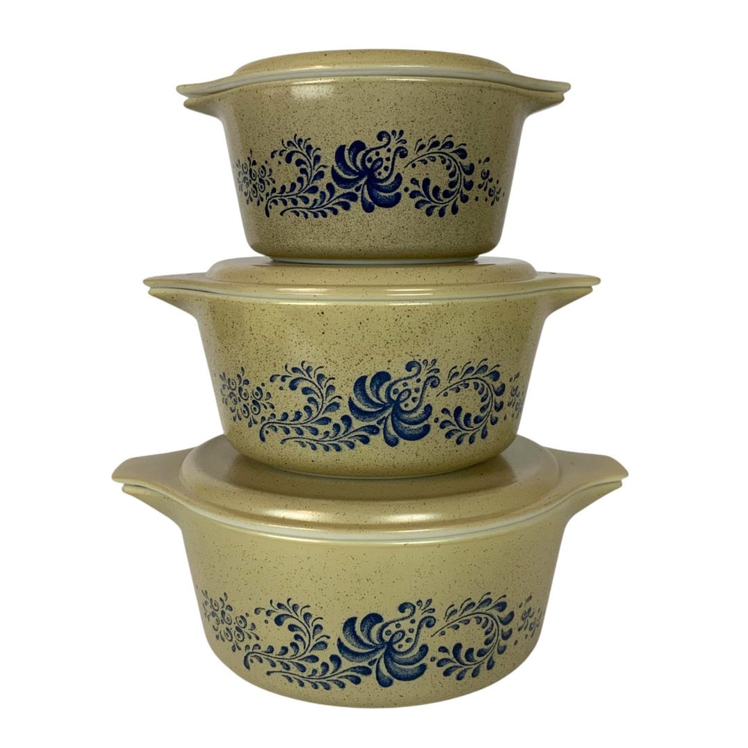 Vintage Pyrex Homestead Mixing Nesting Bowls With Lids Set of 3 Beige ...