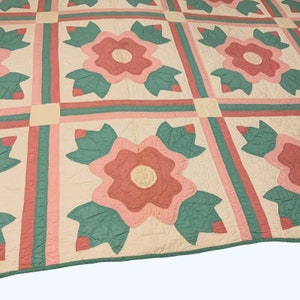 Rose of Sharon Flower Block Quilt Twin Size Hand Sewn Patchwork ...