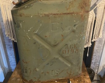 Small Vintage Black Metal Gas Can With Ford Lincoln Metal Tag ...