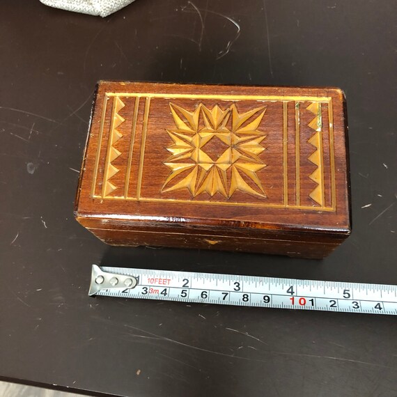 Small Hand Carved Wood Box with Lid, Antique Granny j… - Gem
