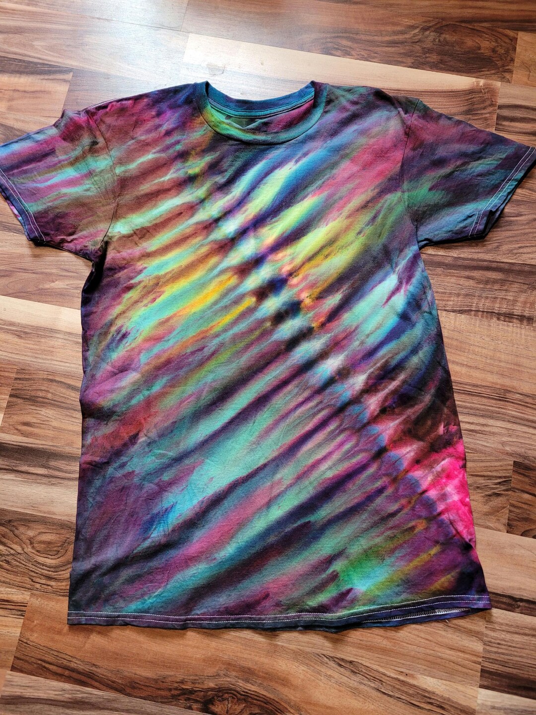 Pleated Incline Diagonal Ice Dyed Tie Dye T- Shirt Adult Size: Large - Etsy