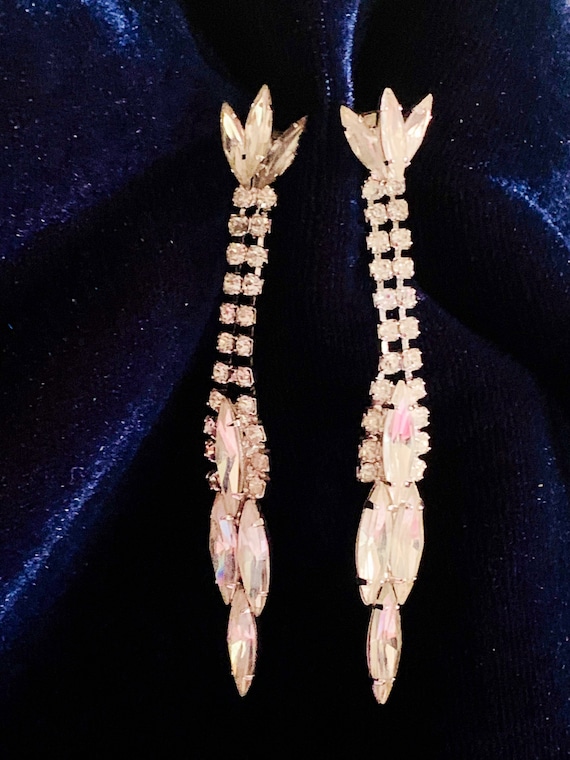 Dramatic Vintage WEISS 1960s Long Drop Rhinestone Clip on - Etsy