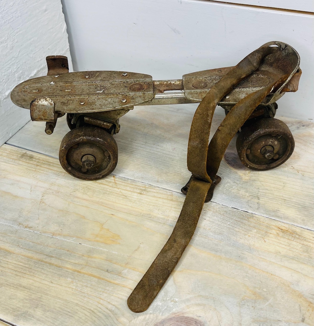 Vintage Retro Metal Rusty Roller Skate, One Roller Skake, Vintage ...
