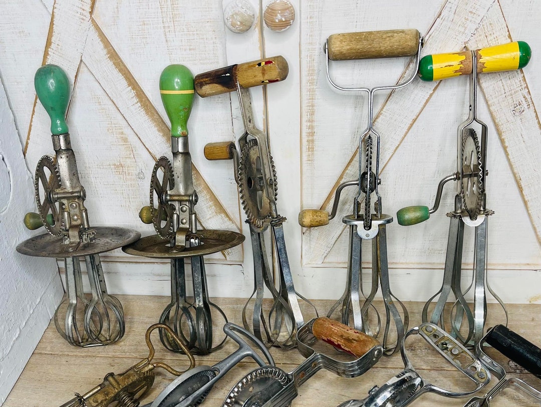 Vintage Hand Mixer, Antique Hand Mixer, Vintage Farmhouse Kitchen Decor ...