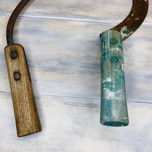 Halloween Prop, Haunted Cornfield Props, Vintage Metal Hatchet With ...