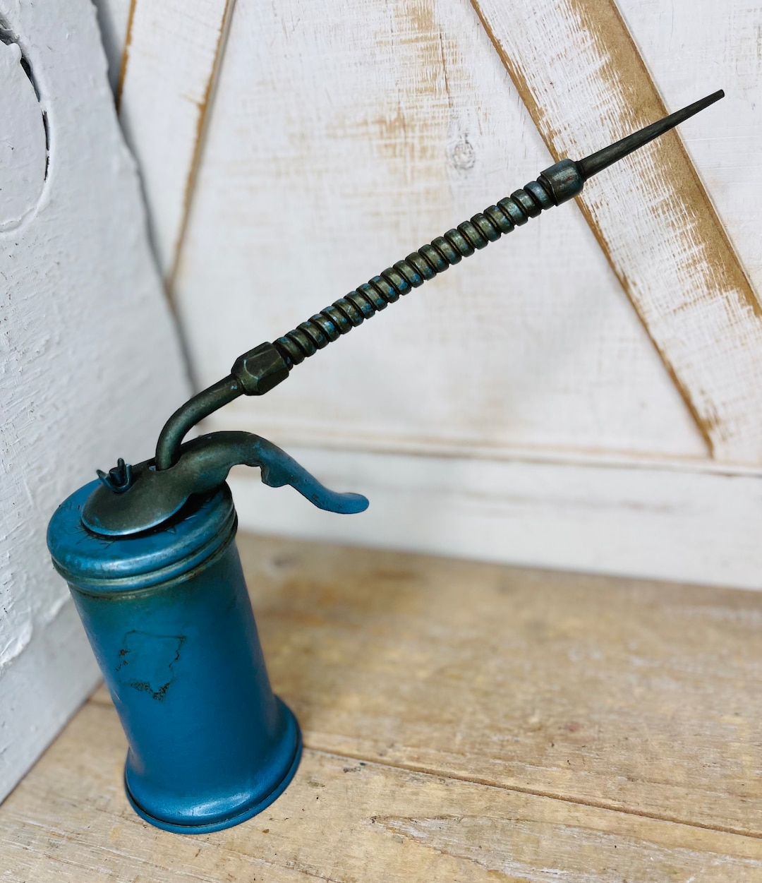 Vintage Eagle Oil Can, Antique Oil Can, Vintage Man Cave, Vintage Blue ...
