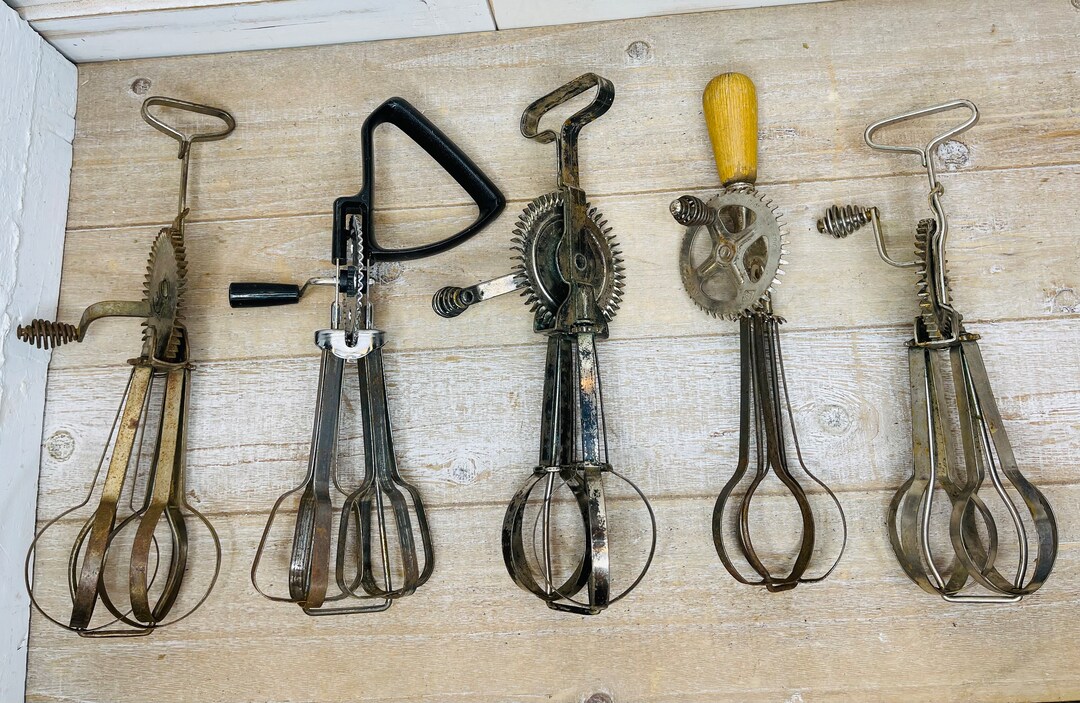 Vintage Hand Mixer, Antique Hand Mixer, Vintage Farmhouse Kitchen Decor ...