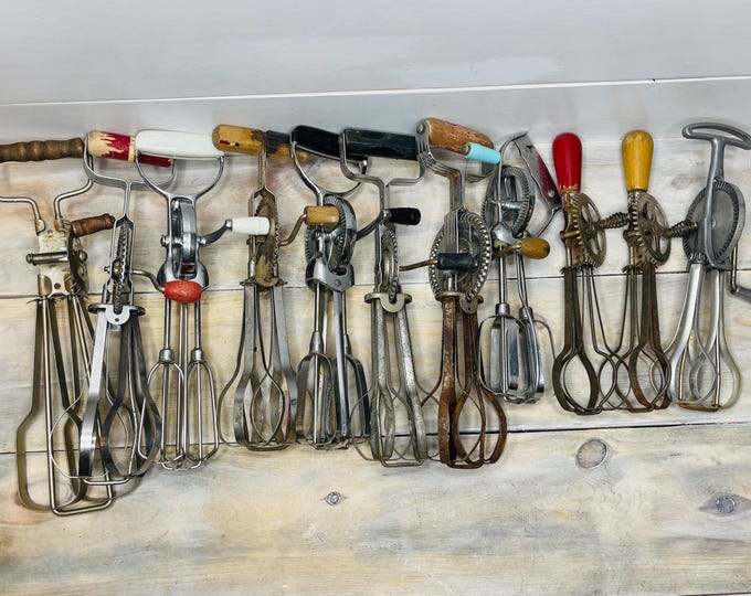 Vintage Hand Mixer, Antique Hand Mixer, Vintage Farmhouse Kitchen Decor ...