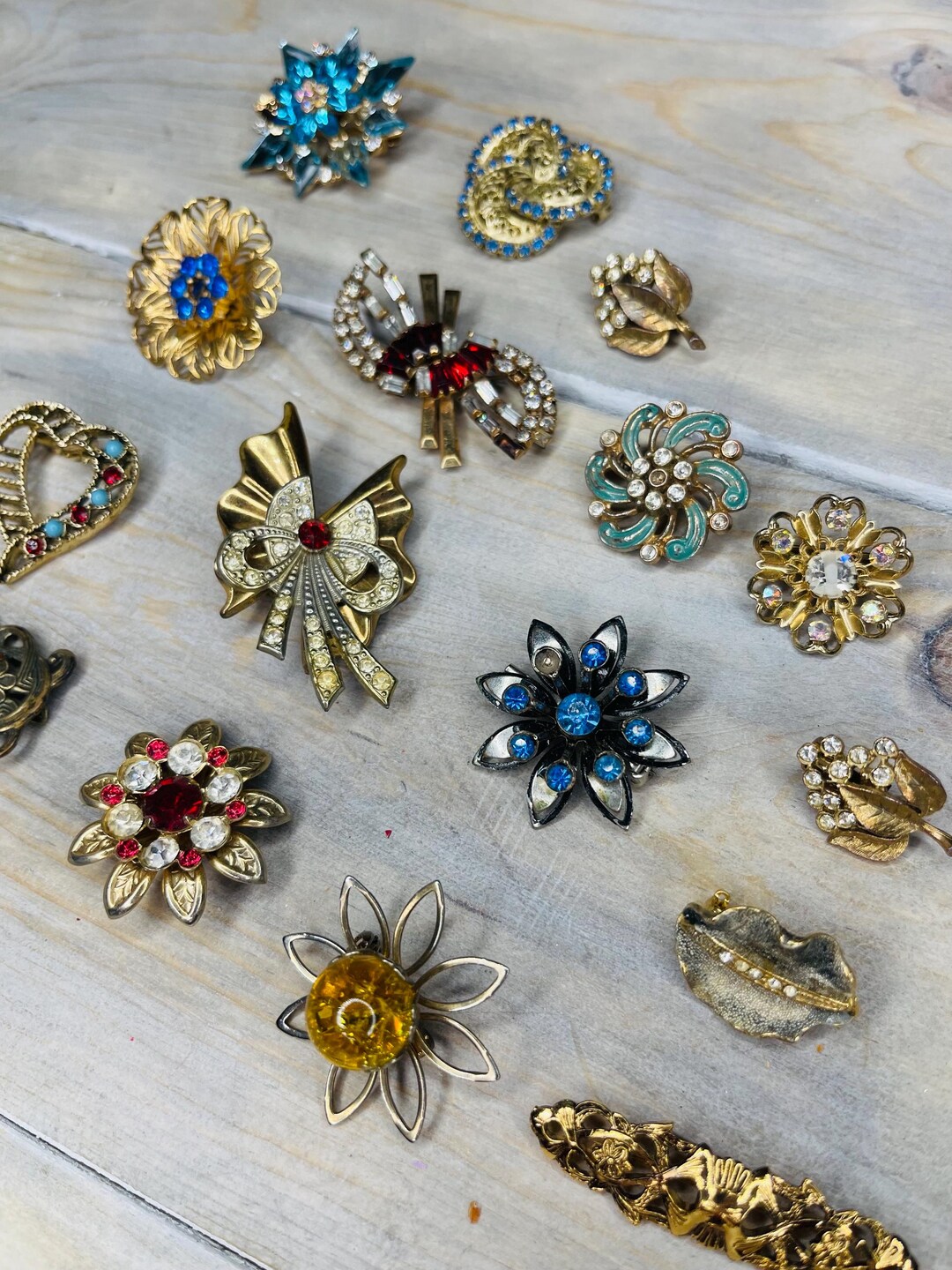 Vintage Costume Brooch, Vintage Pearl Brooch, Vintage Gold Color Brooch ...