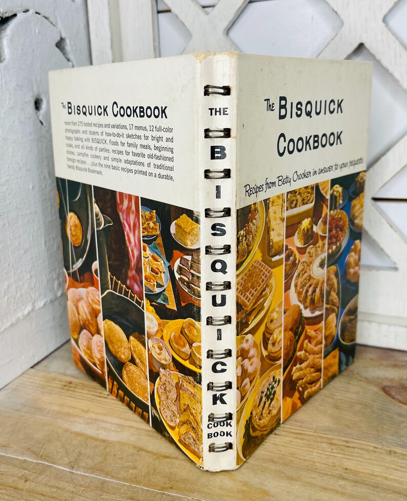 The Bisquick Cookbook by Betty Crocker's Vintage Cookbook, First ...