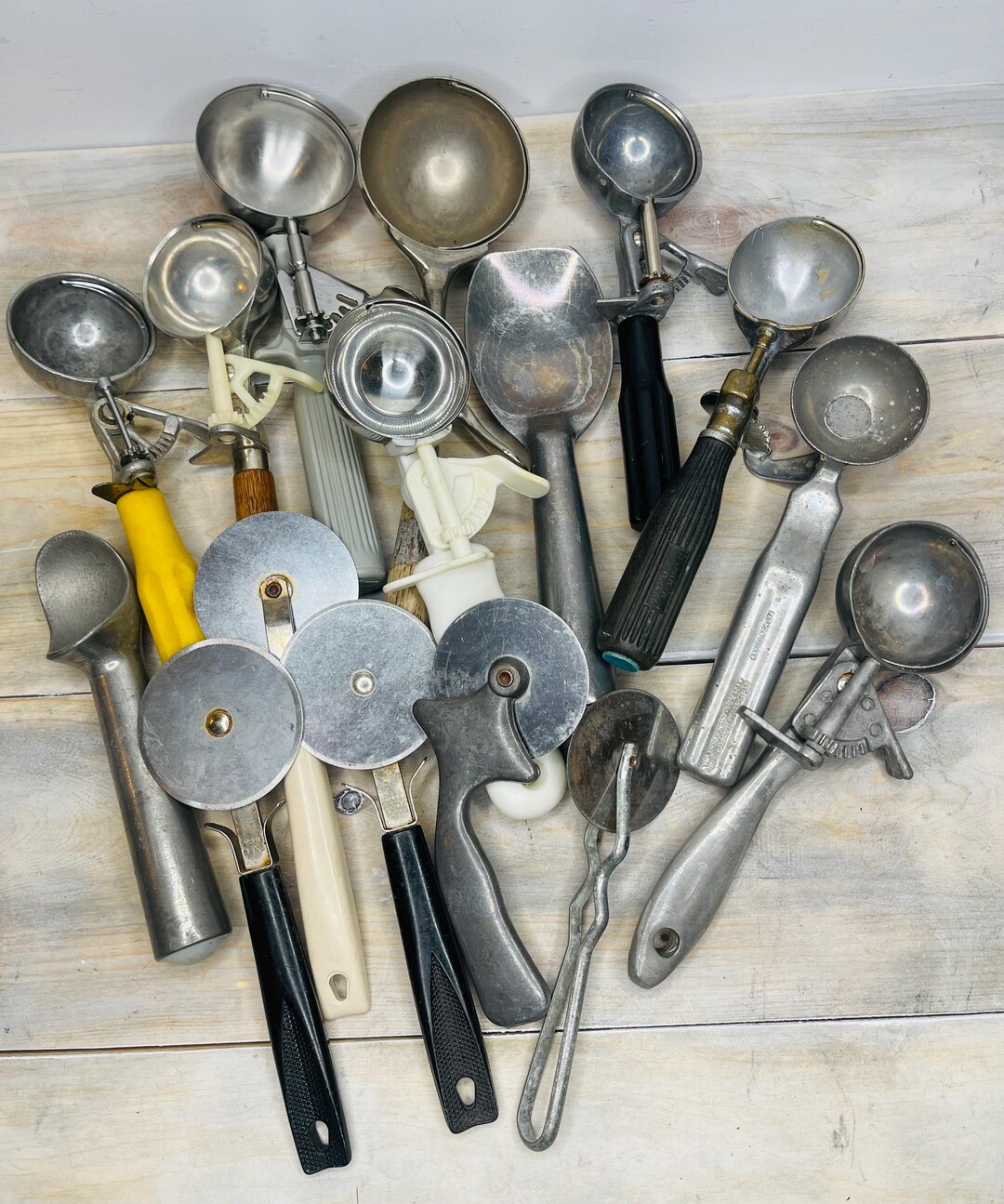 Vintage Ice Cream Scoop, Sold Separately, Retro Pizza Cutter, Farmhouse ...