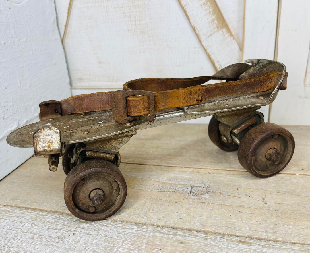 Retro Rusty Metal Roller Skate, Retro Metal Roller Skate, Antique Metal ...