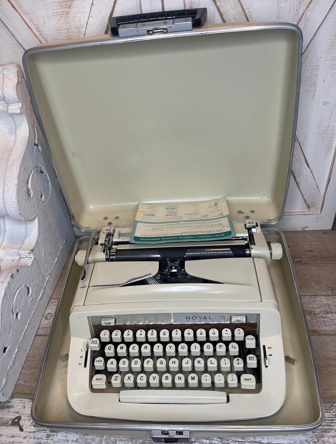 Vintage Royal Portable Typewriter, Retro Typewriter, Vintage Royal ...