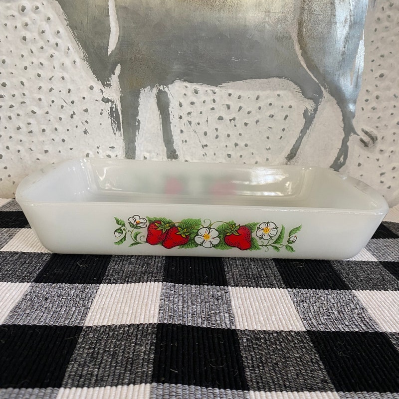 Pyrex Strawberry - Etsy