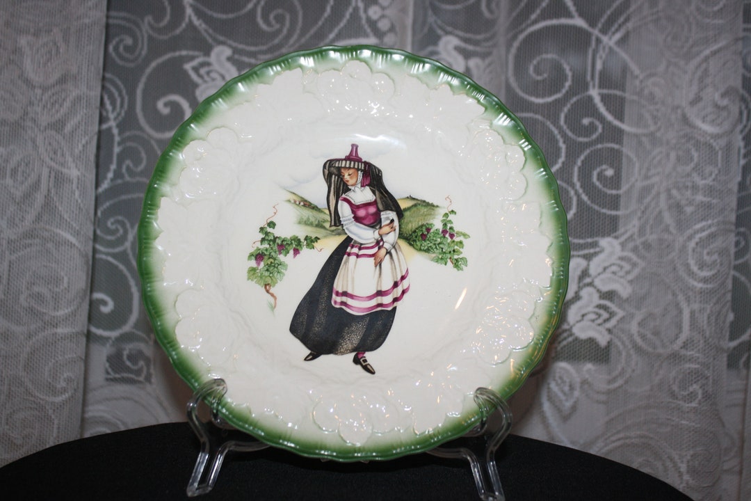 Alfred Meakin Plate Set "french Costumes of the 18th Century" Grape ...