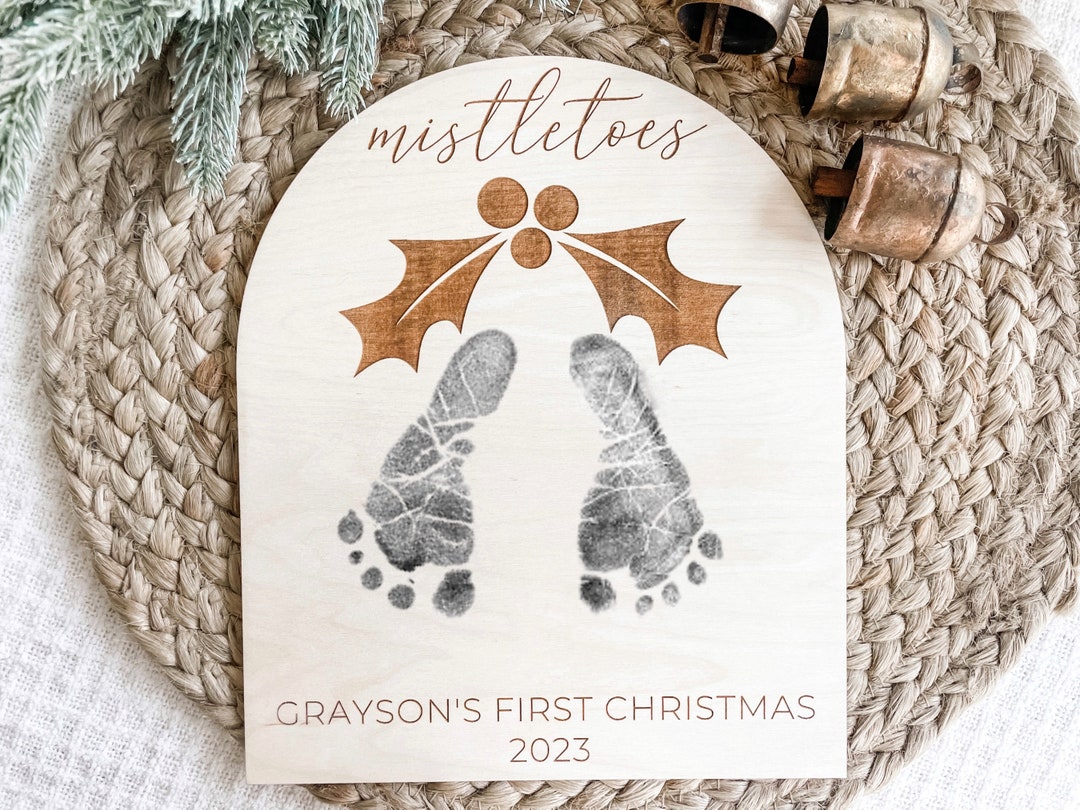 DIY Christmas Footprint Art, Babys First Christmas, Babys First ...