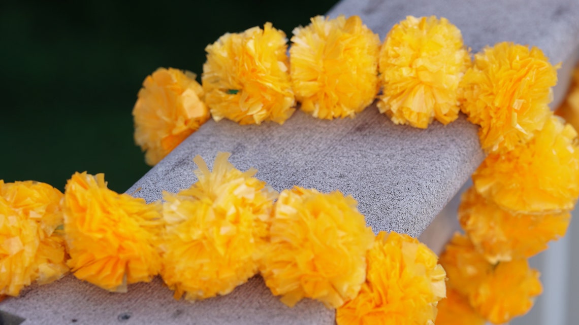 2 PC Set of 4.5 Ft Marigold Garland Indian/american Theme | Etsy