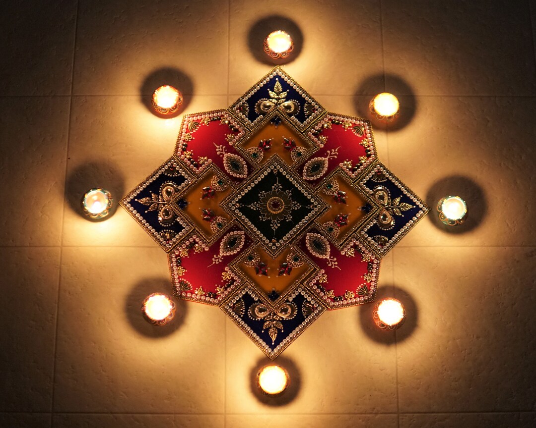 Diwali Rangoli With 8 PC Hand Painted Clay Wax Diya | Diwali Candle ...