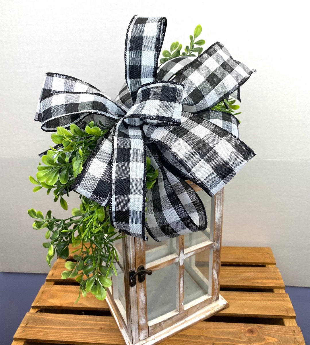 Buffalo Plaid Farmhouse Bow: Black, White & Greenery - Etsy