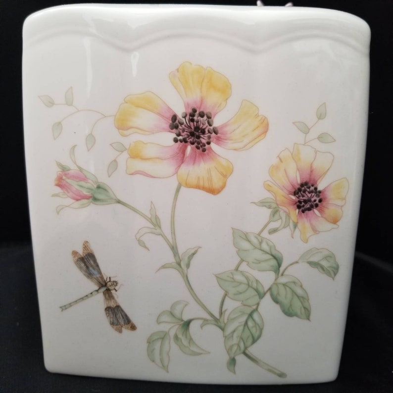 Lenox Butterfly Meadow Tissue Box Cover OR Liz Claiborne Wisteria ...