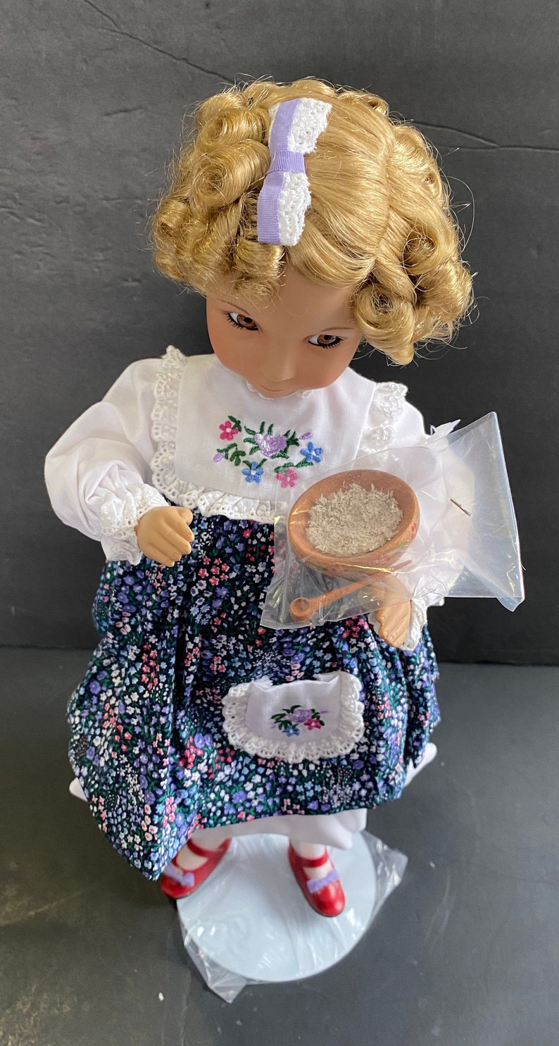 Vintage Edwin M. Knowles 14 Porcelain Goldilocks Doll in Mint Condition ...