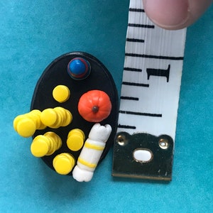 Runescape Inspired Max Stack of Gold Coins/gp + Rare Figurine, OSRS ...