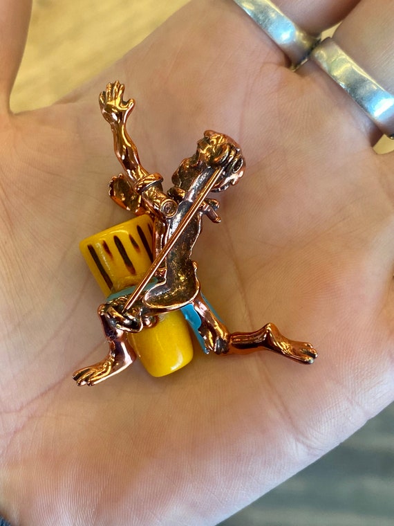 Vintage Carved Bakelite Drum Bongo Player Pin Brooch … - Gem