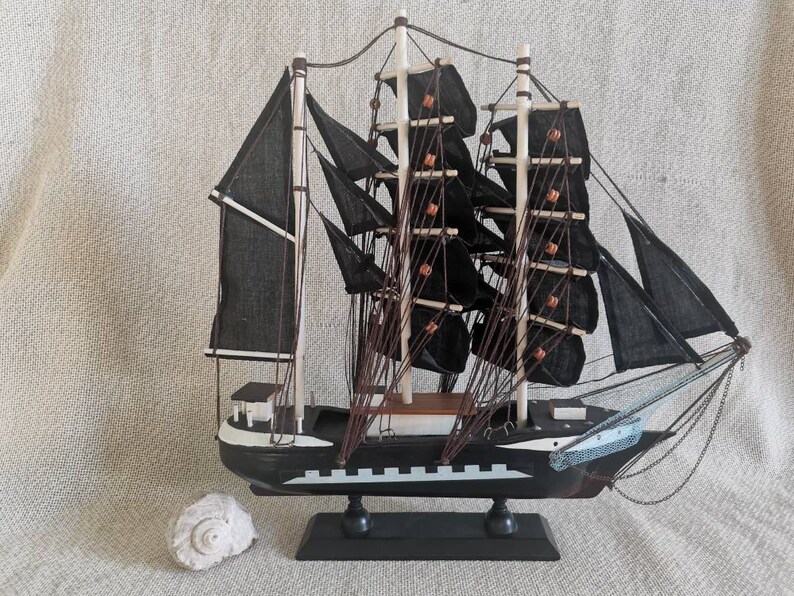 Vintage Wooden Pirate Ship Model, Sailing Ship Model, Decorative ...